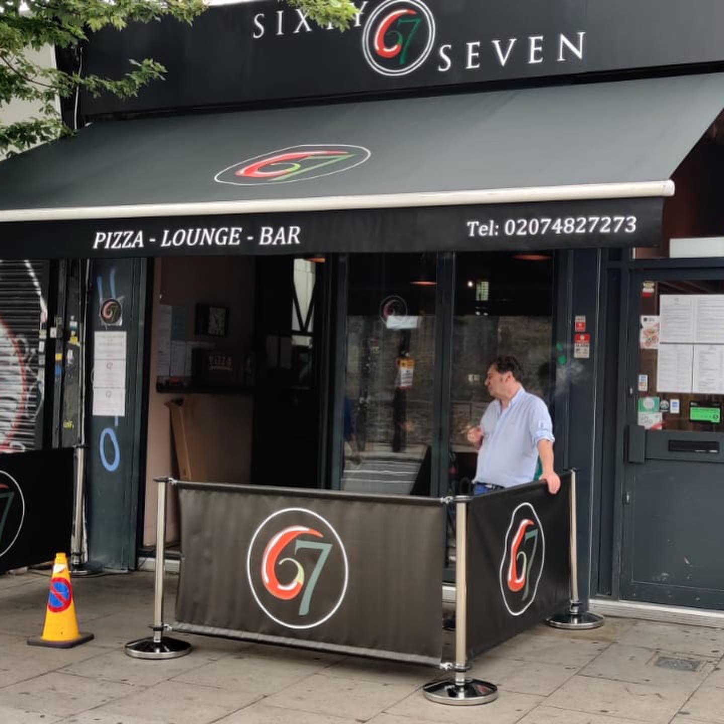 Wind Breakers | Glass Wind Breakers | Banners | Lamdablinds